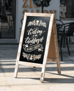 30 Creative Wedding Welcome Signs To Inspire You - Wedding Hacked